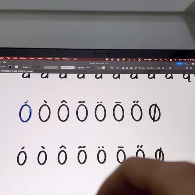 Mix Fonts - Mix Outline